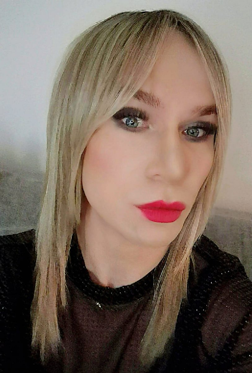 UniwersalnaMiska87, Trans, 36 - Sex randki Datezone.com